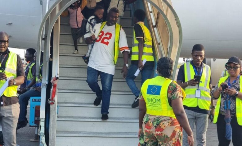 Nigerian govt, IOM receive 180 Nigerian migrants from Libya - NewsTmes ...