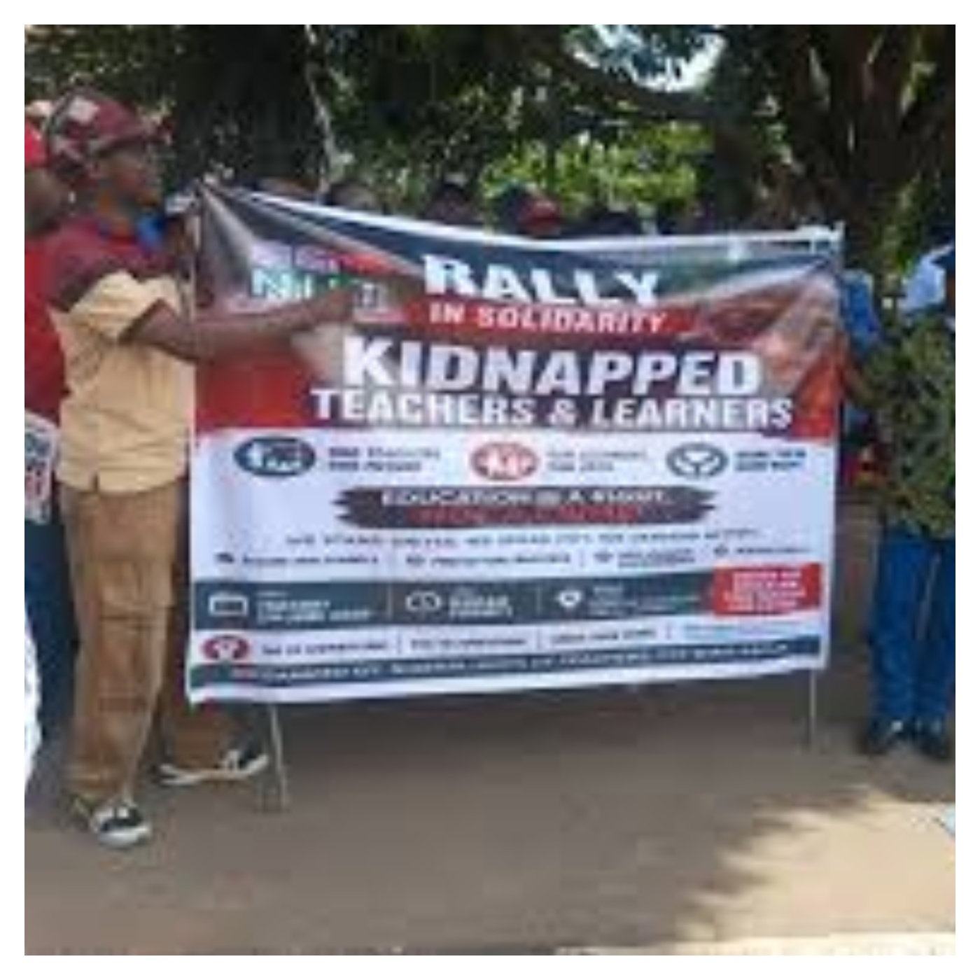 Oyo abduction: FCT teachers protest insecurity in Nigerian schools ...